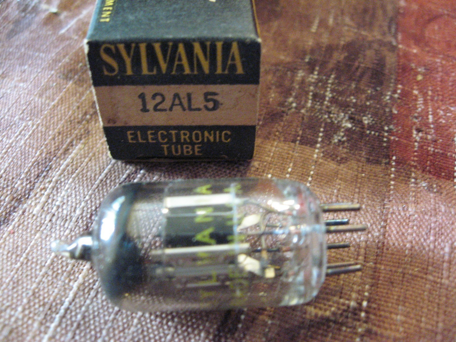 Vintage Radio TV Electron Vacuum Tube 7W7 12BZ7 10DX8 12AL5 8AU8 6LF8 ...