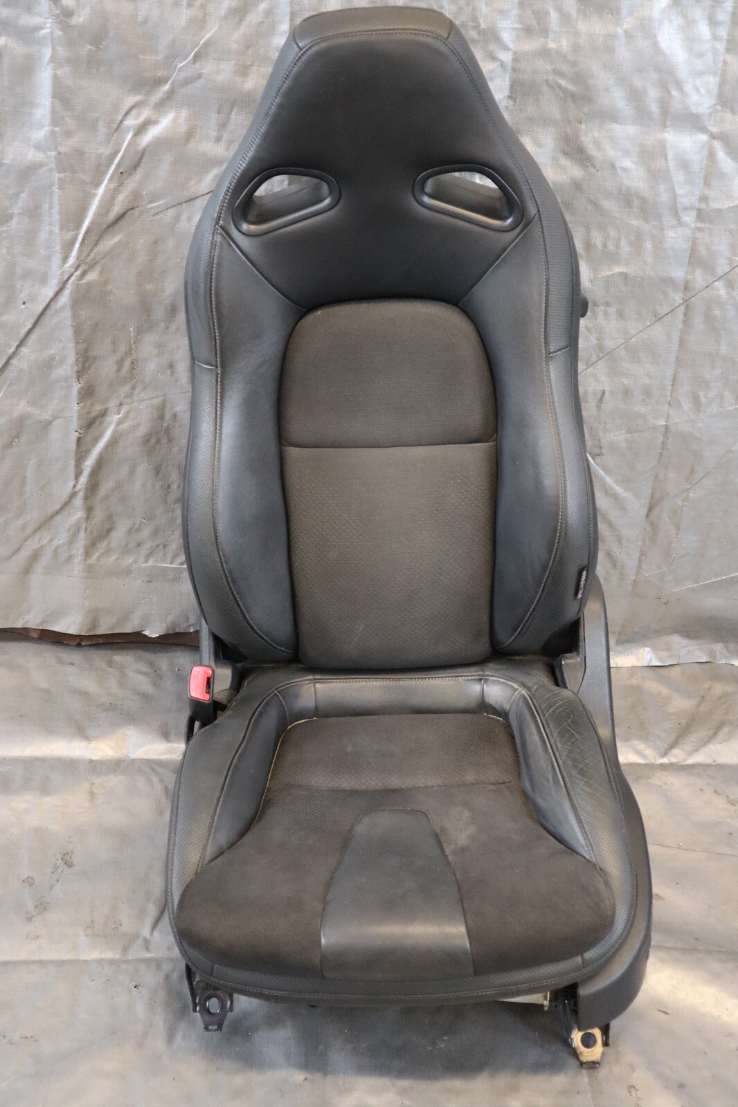 2010 NISSAN GT-R R35 VR38 3.8L OEM LEATHER/SUEDE LH FRONT SEAT *WEAR ...
