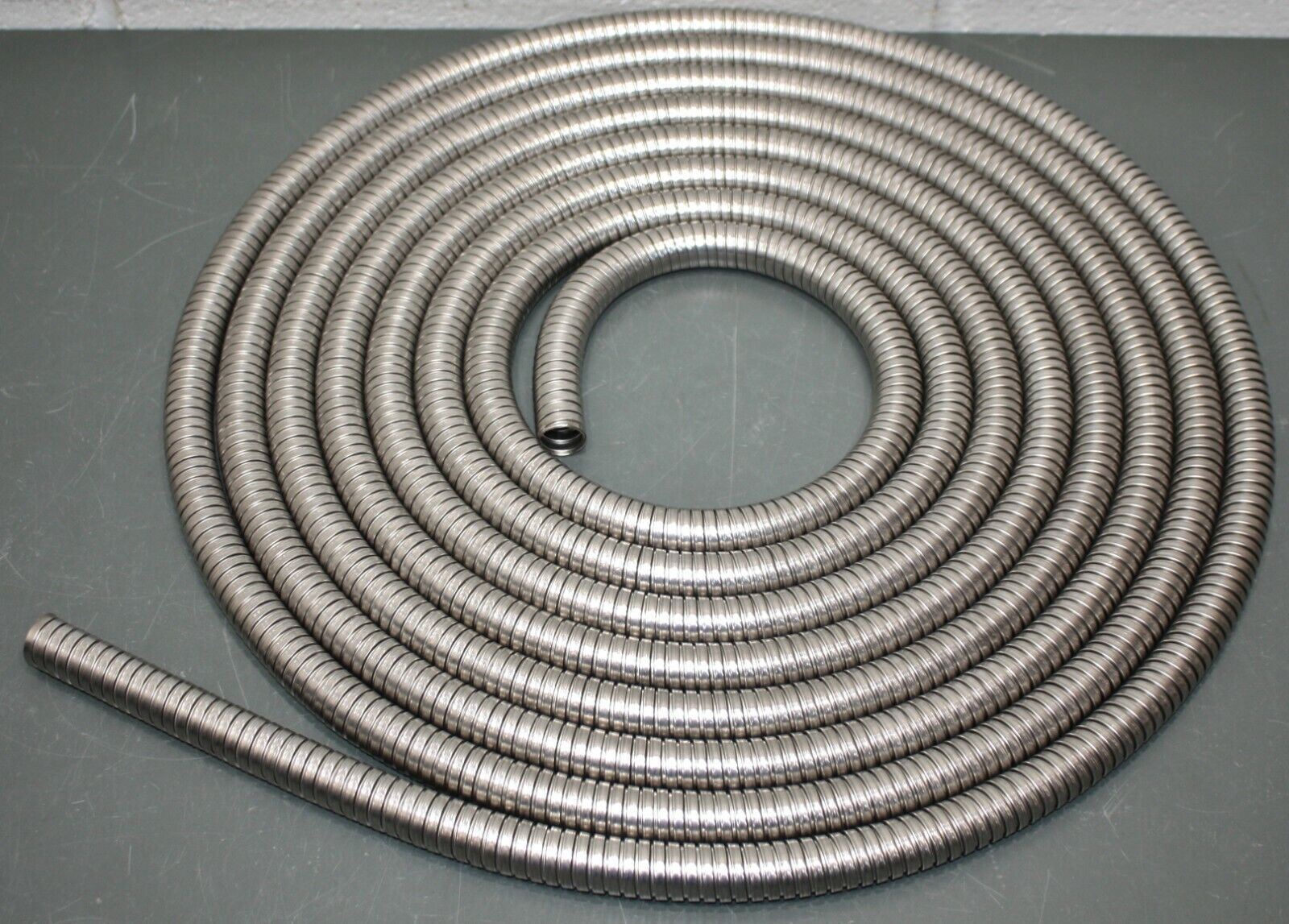 (25 ft) Calbrite 1/2" Flexible Conduit S60500CTFX, Bare 316 Stainless ...