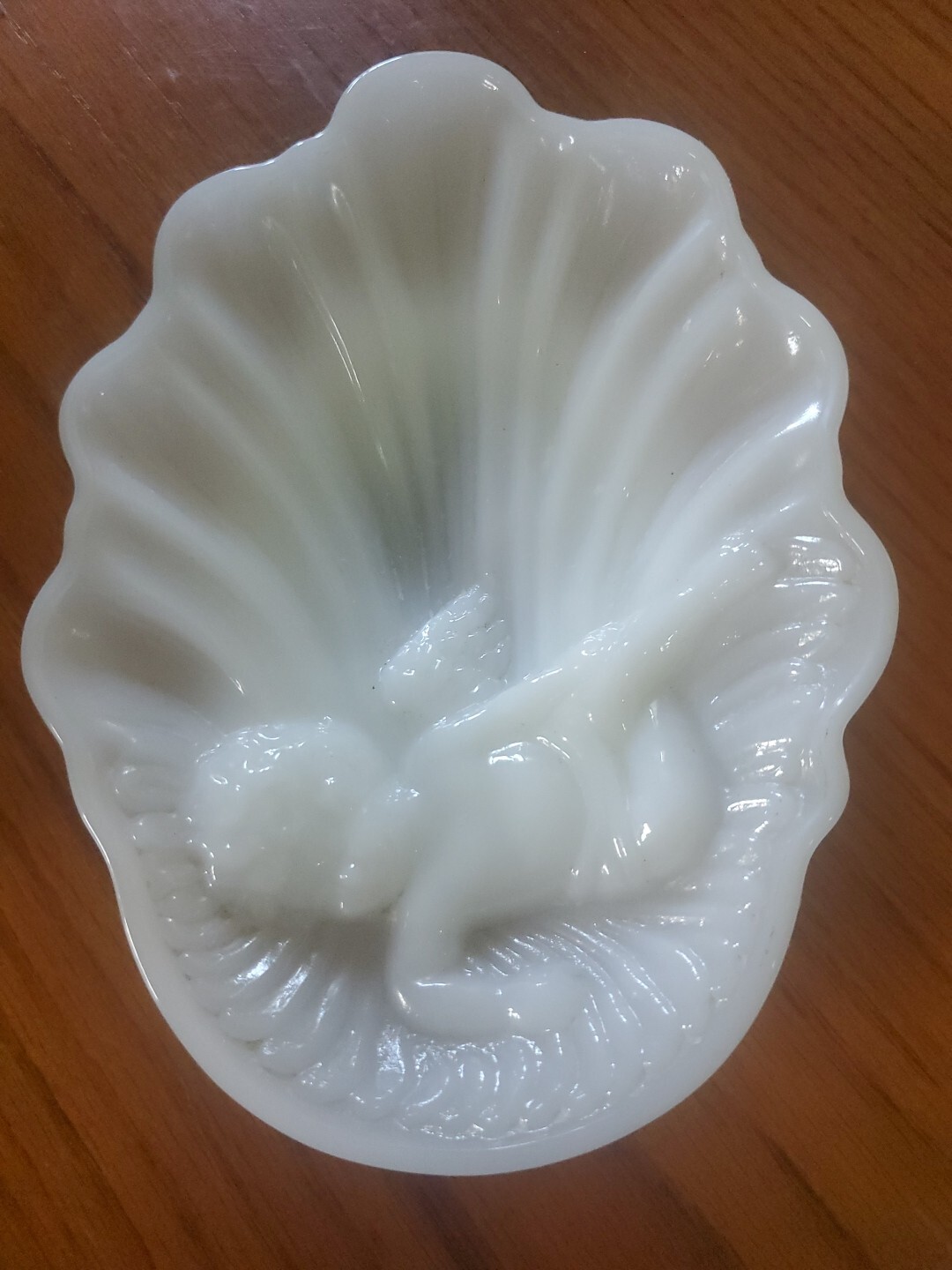1960's Vintage Avon Heavenly MILK GLASS Angel Cherub Cupid SOAP DISH ...
