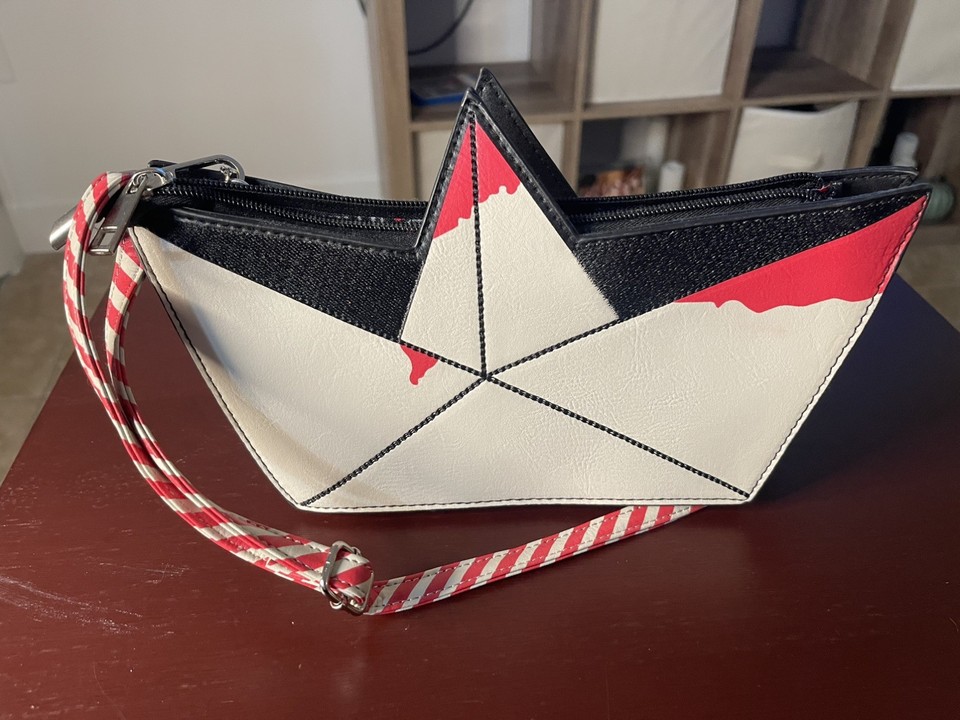 IT Pennywise Clown SS Georgie Boat Crossbody Purse Bag Spirit Halloween ...