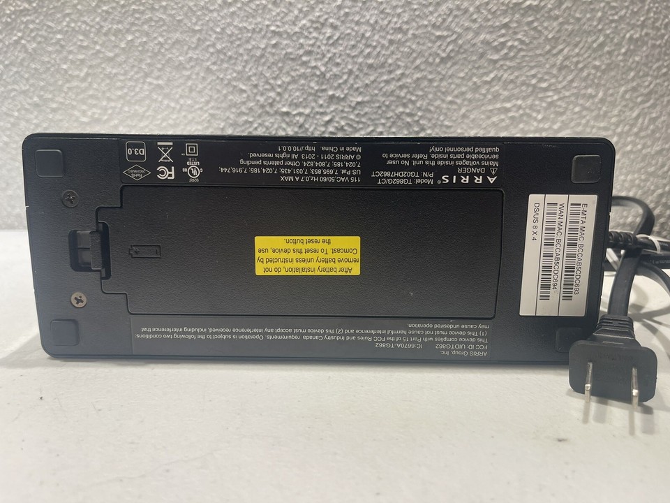 Xfinity Modem Gateway Router ARRIS TG862G/CT WiFi 802.11n w/ Power Cord ...