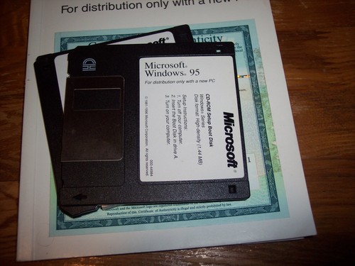 Windows 95 on a floppy | eBay Australia