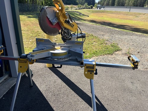 DeWalt DWS780 12 in. Double Bevel Sliding Compound Miter Saw With ...