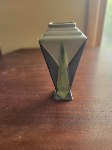 Antique 1928 Frank Ferrell - Roseville Pottery Futura Torch Vase, Shape ...