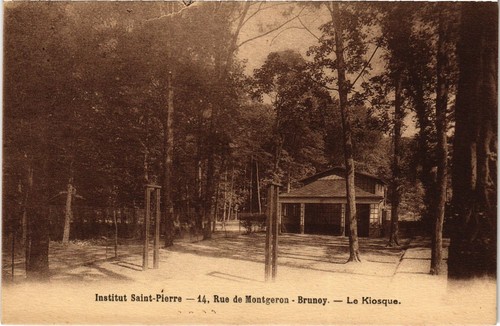 CPA Rue de Brunoy Le Kiosque FRANCE (1371464) | eBay