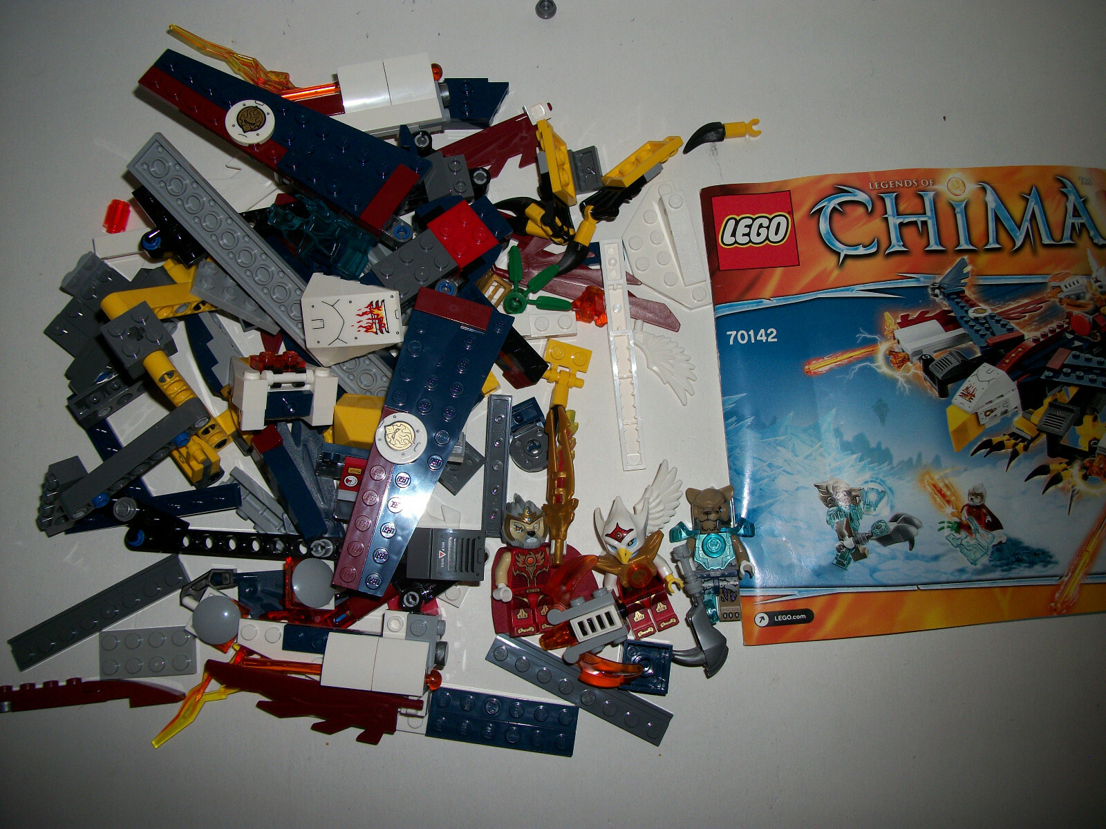 Lego MINIFIGURE Figure Minifig Lot CHIMA 70142 ERIS EAGLE FLYER | eBay
