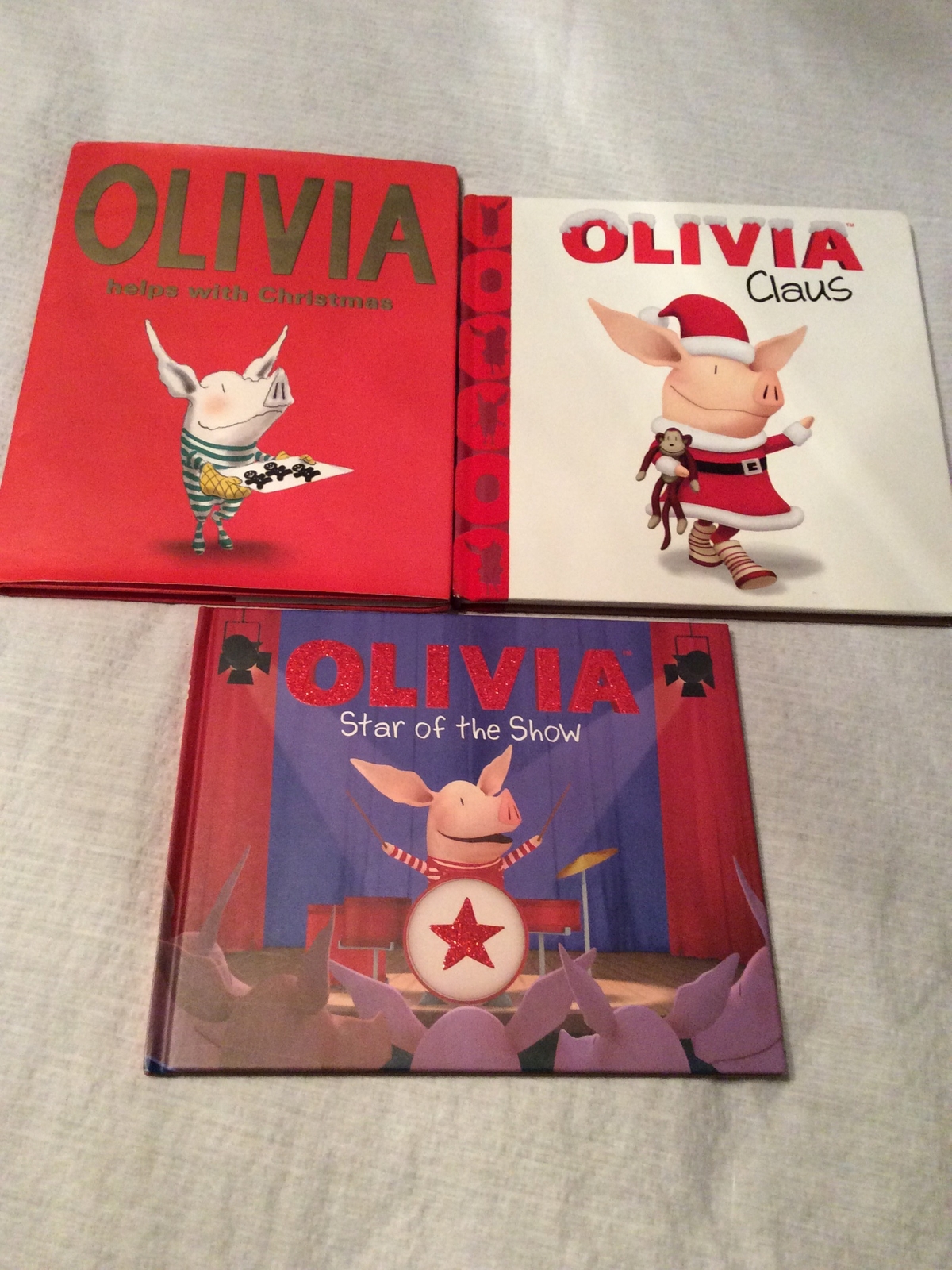 LOT OF 3-Olivia Claus, Olivia Helps With Christmas & Olivia Star Of ...