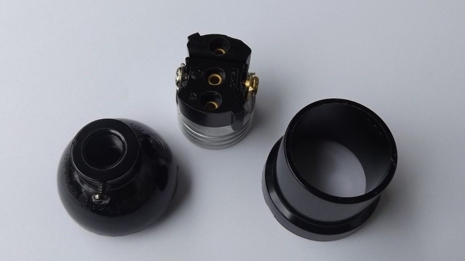 BLACK PLASTIC SHORT KEYLESS LAMP SOCKET E26 MEDIUM BASE 47675JB | eBay