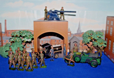 WWII Britains cast soldiers. HQ parade/Corgi Bentley/ford tanker.unique ...