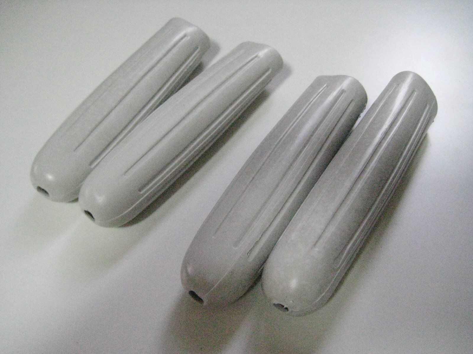 HANDLEBAR RUBBER GRIPS FOR VINTAGE BICYCLE BIKE RALEIGH, HUMBER, RUDGE ...