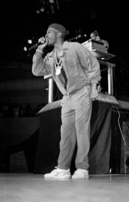 Rakim from rap group Eric B And Rakim performs 1987 OLD MUSIC PHOTO 2 ...