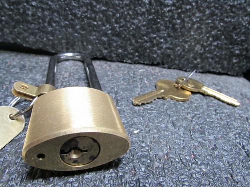 WB Wilson Bohannan Brass 3" padlock, With 2 Keys and Blank Key Tag ...