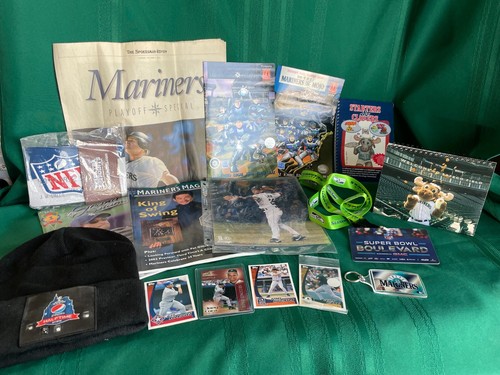 Seattle Mariners Collection of Memorabilia Poster, Magazines, Comic ...