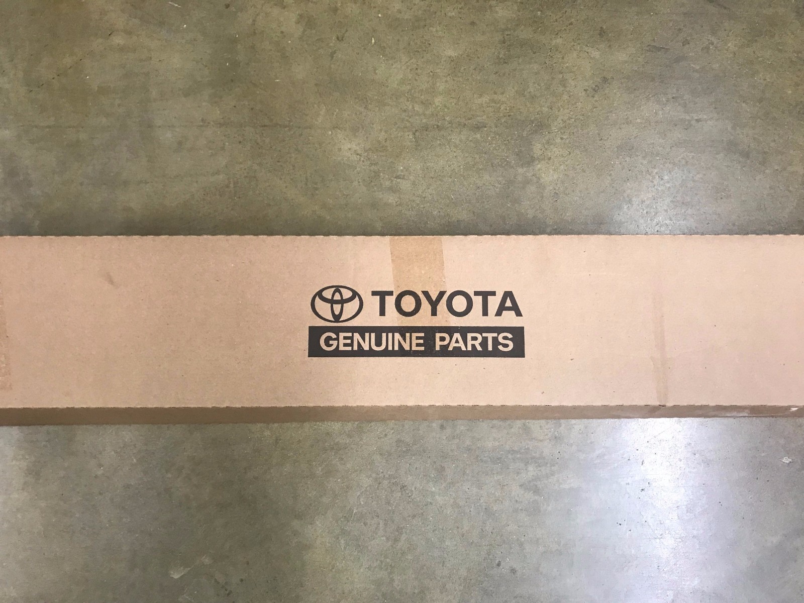 07-13 Toyota Tundra Tailgate Protector 65717-0C051 with (4) free clips ...