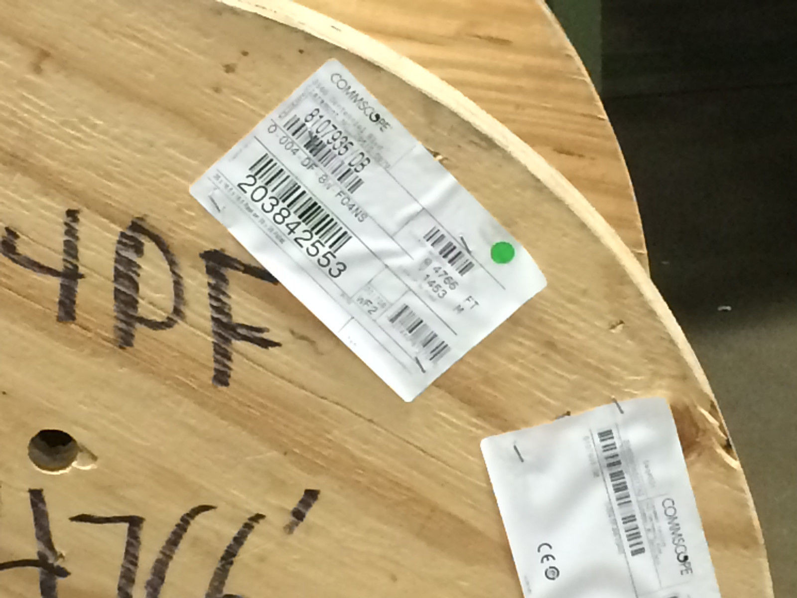 Commscope O-004-DF-8W-F06NS 4 CT SM Flat Drop Fiber Cable-5000' Reel ...