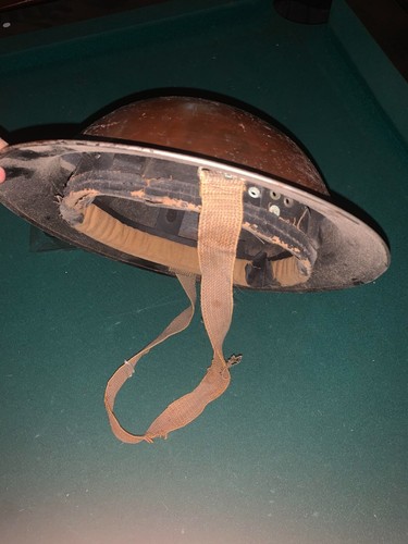 WW1 British Helmet with liner and chin strap, RARE to find with this ...