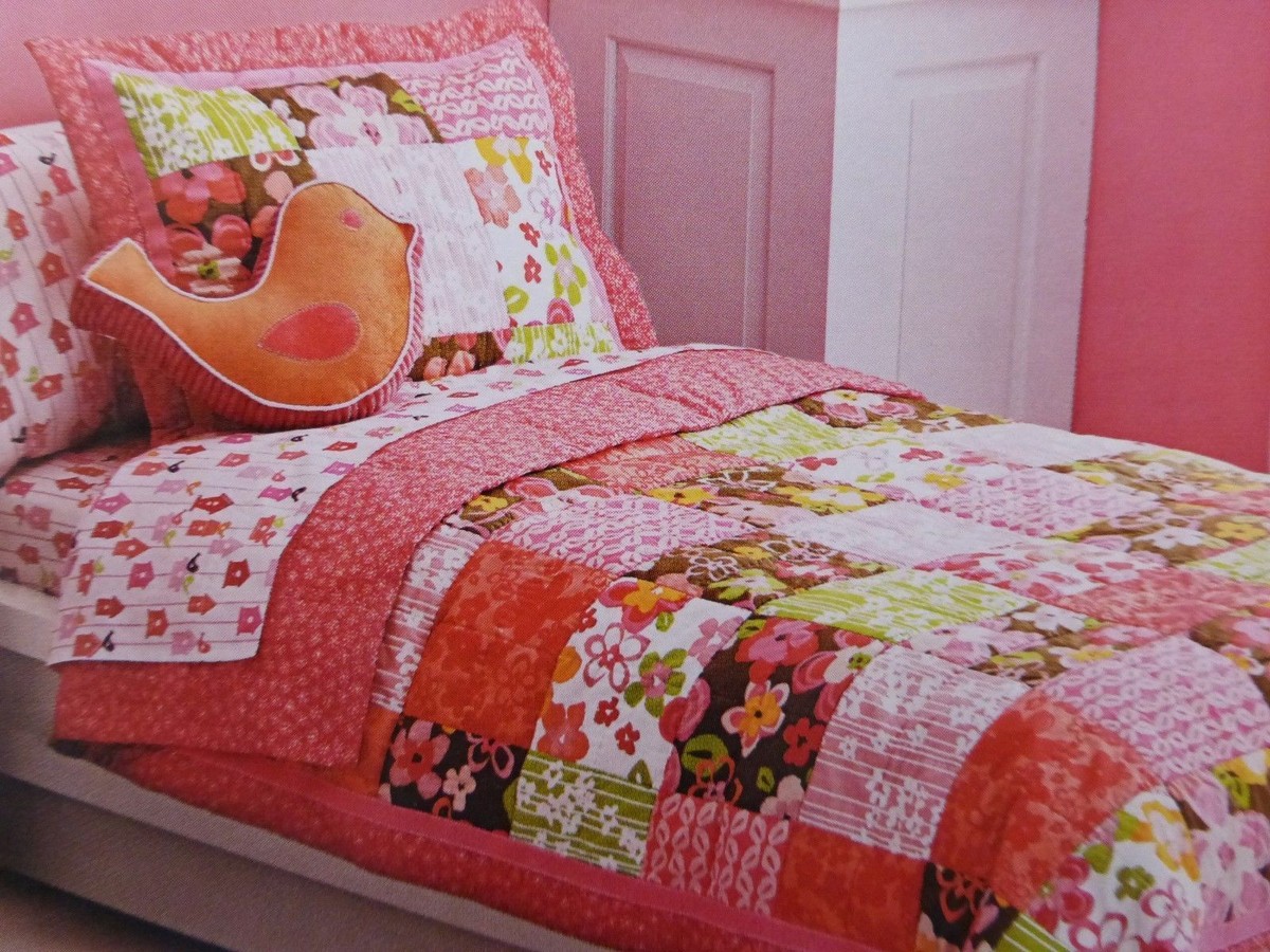 Circo Construction Bedding