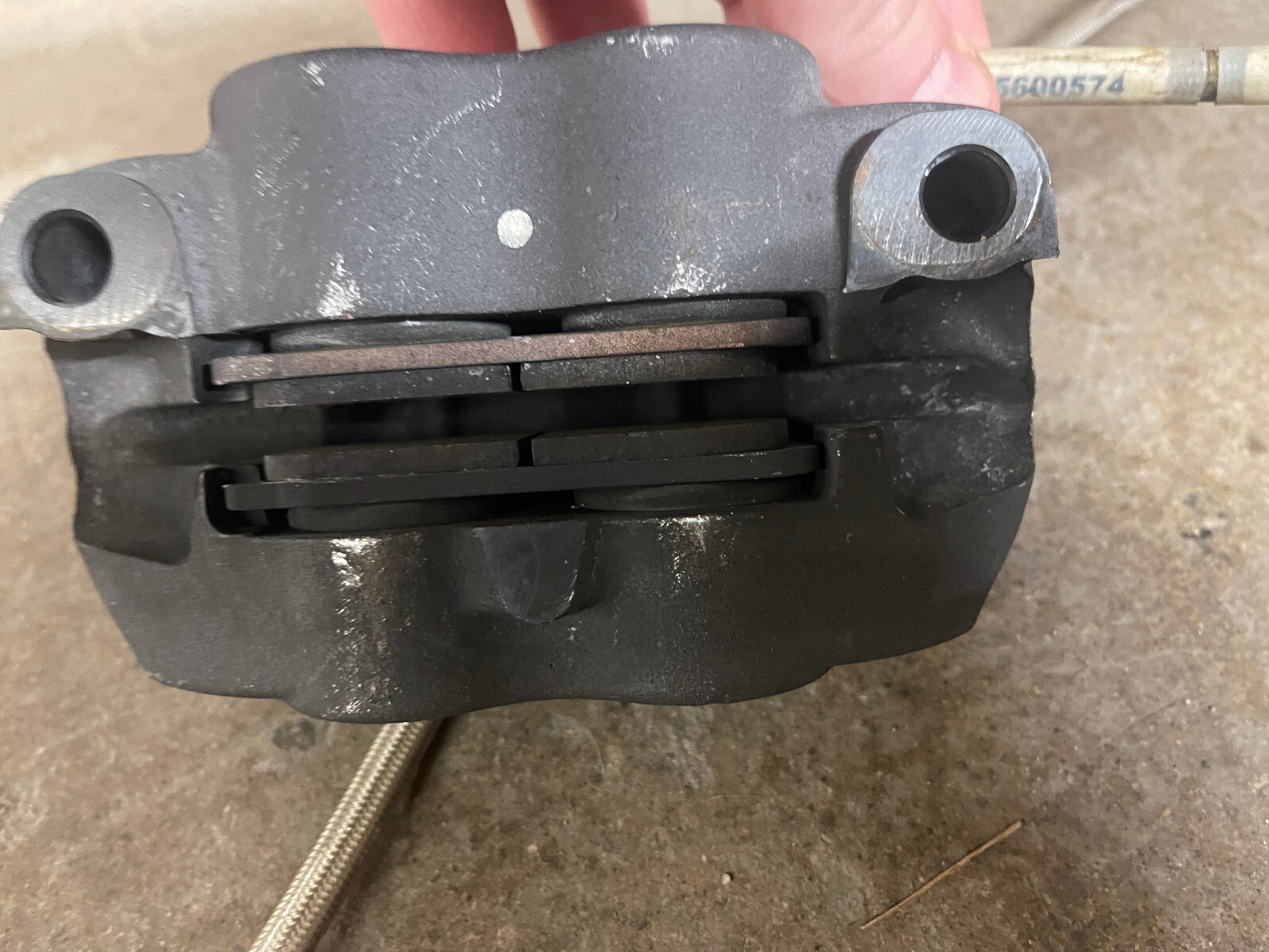 Can am Spyder 2008 roadster left front brake caliper + line 08 09 10 11 ...