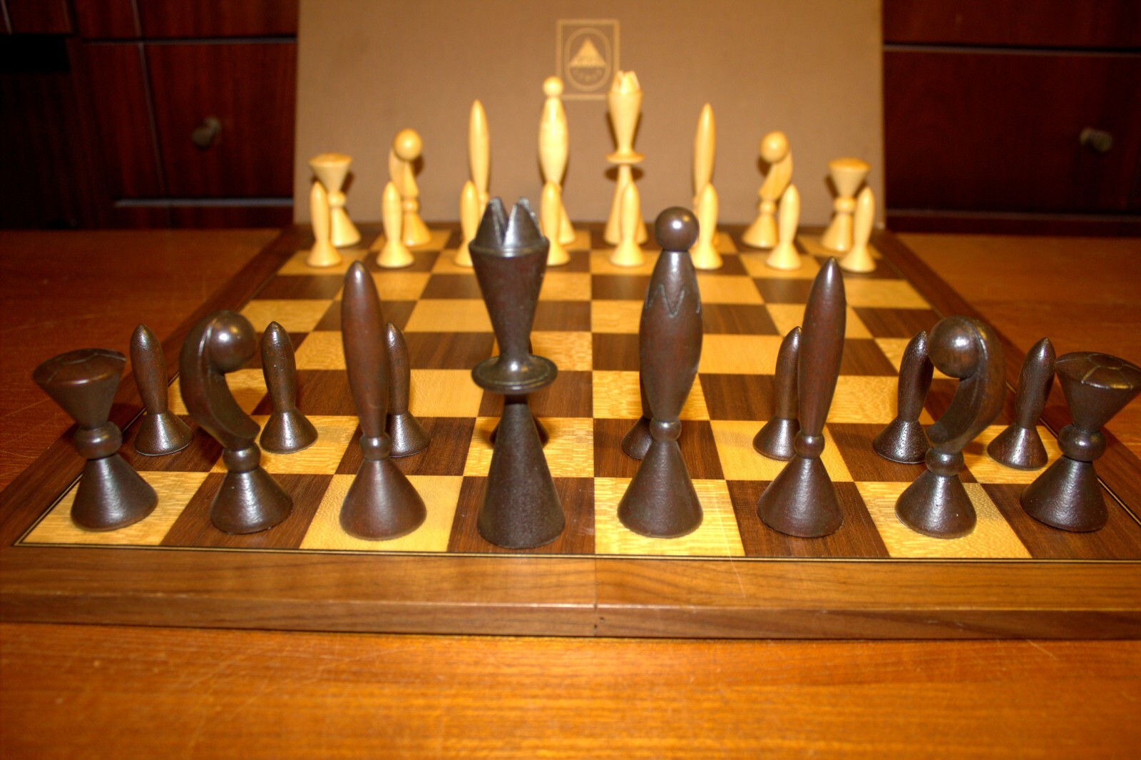 1970s ANRI WOODEN HAND CARVED CHESSMEN ITALIAN CHESS SET UNIVERSUM ...