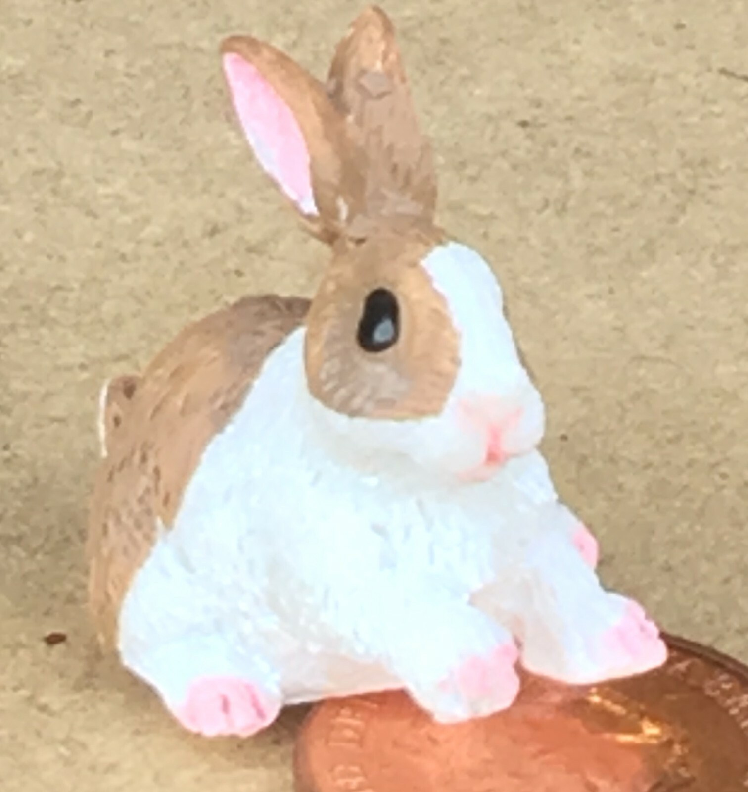Dolls House Single Brown & White Resin Rabbit Garden Pet 1:12 Scale ML ...