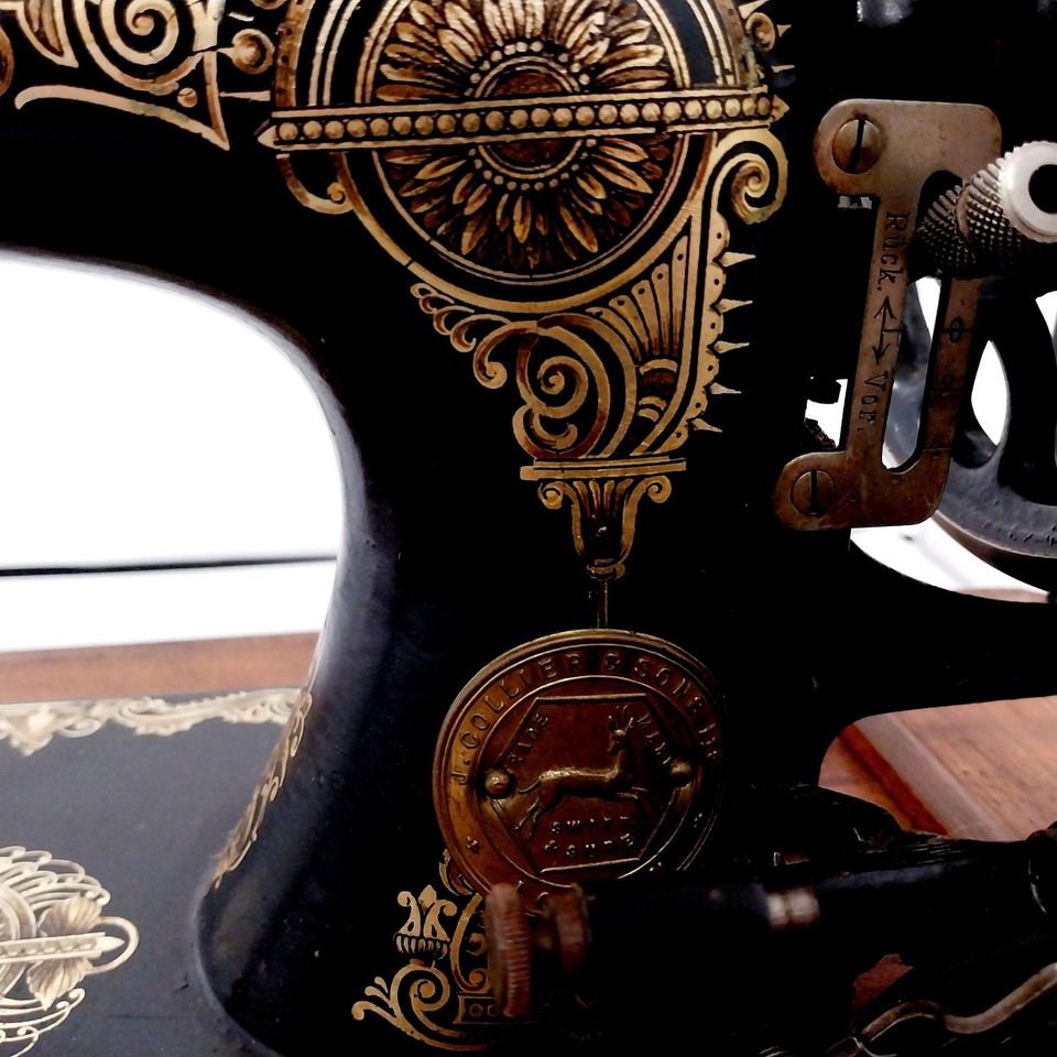 Singer Antique Sewing Machine Model 2592132 J Collier Srl London Boxed ...
