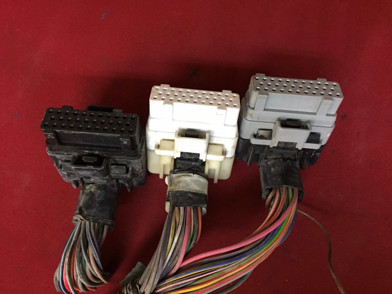 97 DODGE RAM V10 AT ECM ECU PCM ENGINE COMPUTER PLUGS CONNECTORS ...