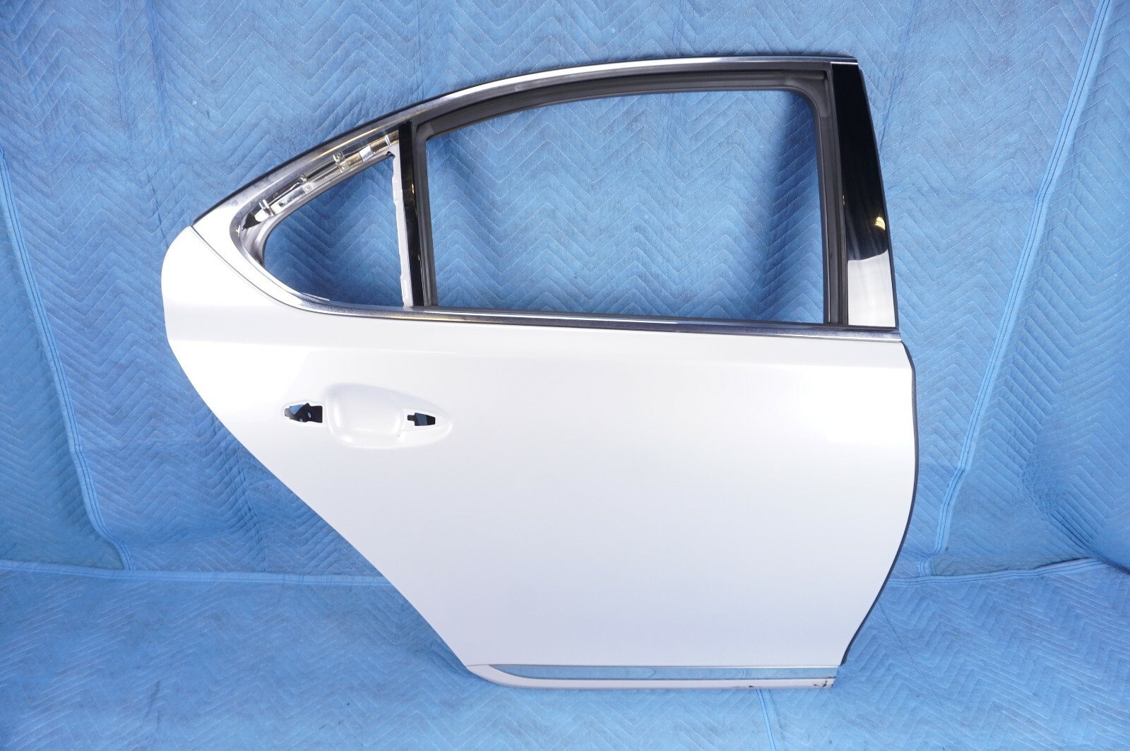 Lexus LS460 Rear Door Shell w/ Moulding Passenger Side Frost: 1G5 07-11 ...