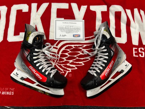 Detroit Red Wings NHL Pro Stock Red Bauer Hyperlite 2 Skates 8.5 Made ...