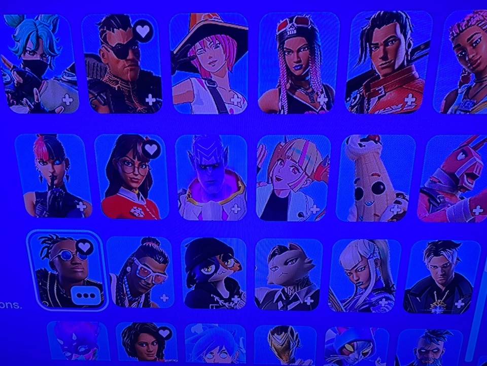 2,100 VBucks, 150 Skins and more: Full Fn acc (E-TRANSFER ONLY) | eBay