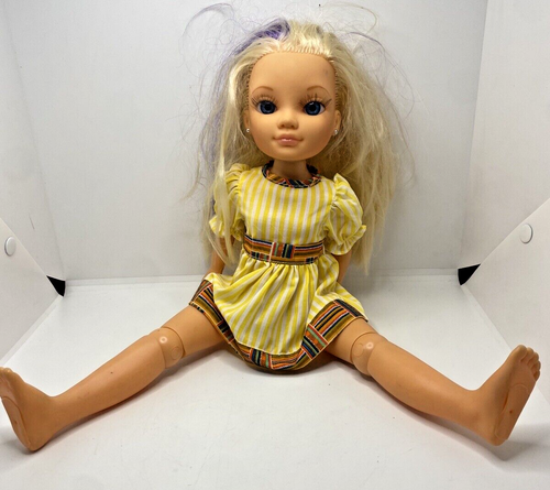 Vintage Nancy Doll Famosa Rooted Lashes Articulated Knees Purple Streak ...