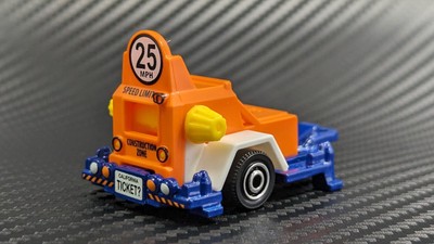 SPEED TRAP CONSTRUCTION TRAILER 1:64 COLLECTIBLE DIORAMA DIECAST MODEL ...