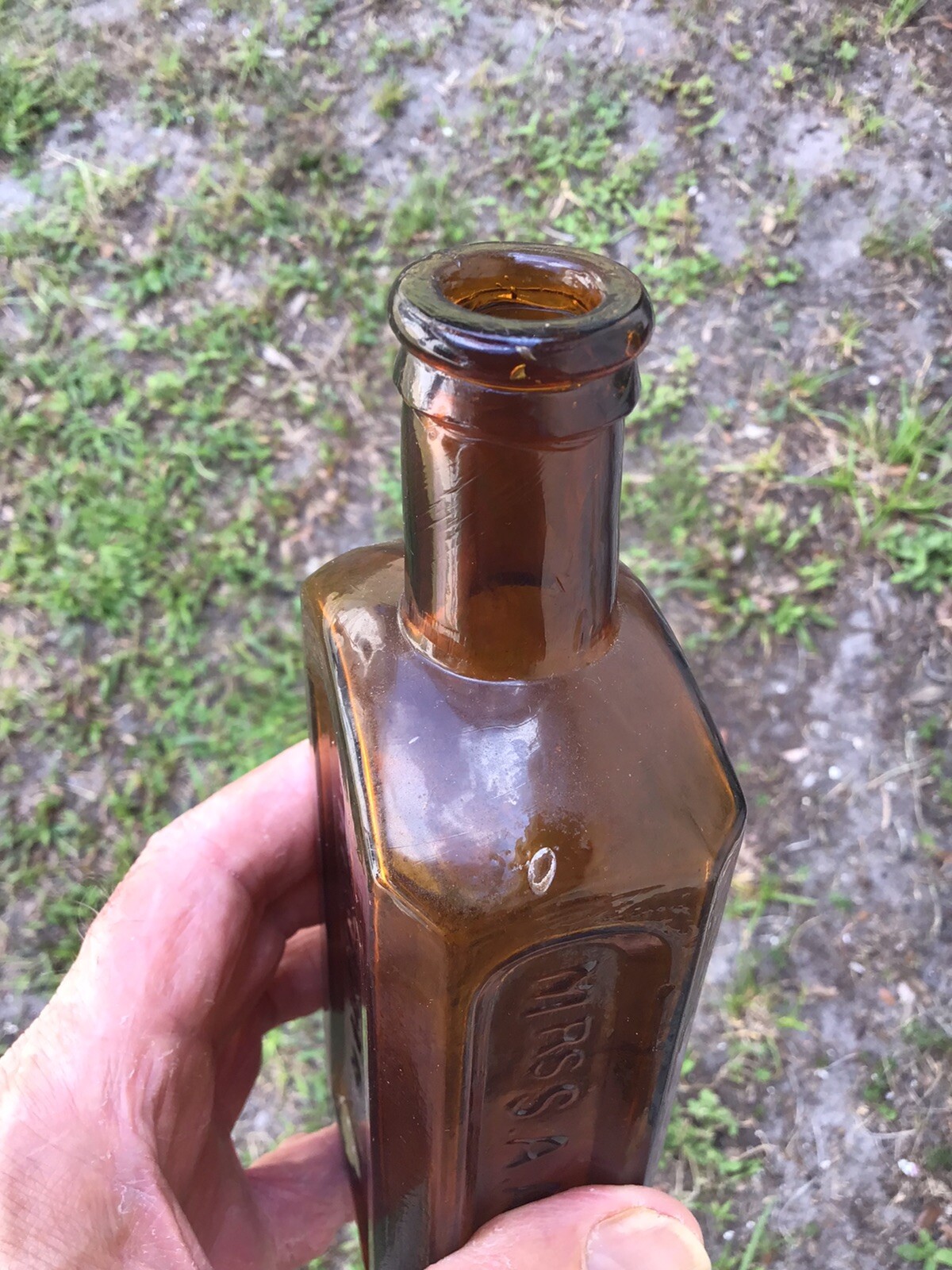 Mrs.S.A. Allen’s World Hair Restorer,New York.Amber clean near mint.H-7 ...