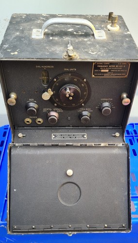 US Military FREQUENCY METER US ARMY BC-221-Q United States of America ...