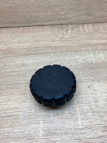 2105010615 OEM Mercedes Benz W203 Bouchon Radiateur Refroidissement ...