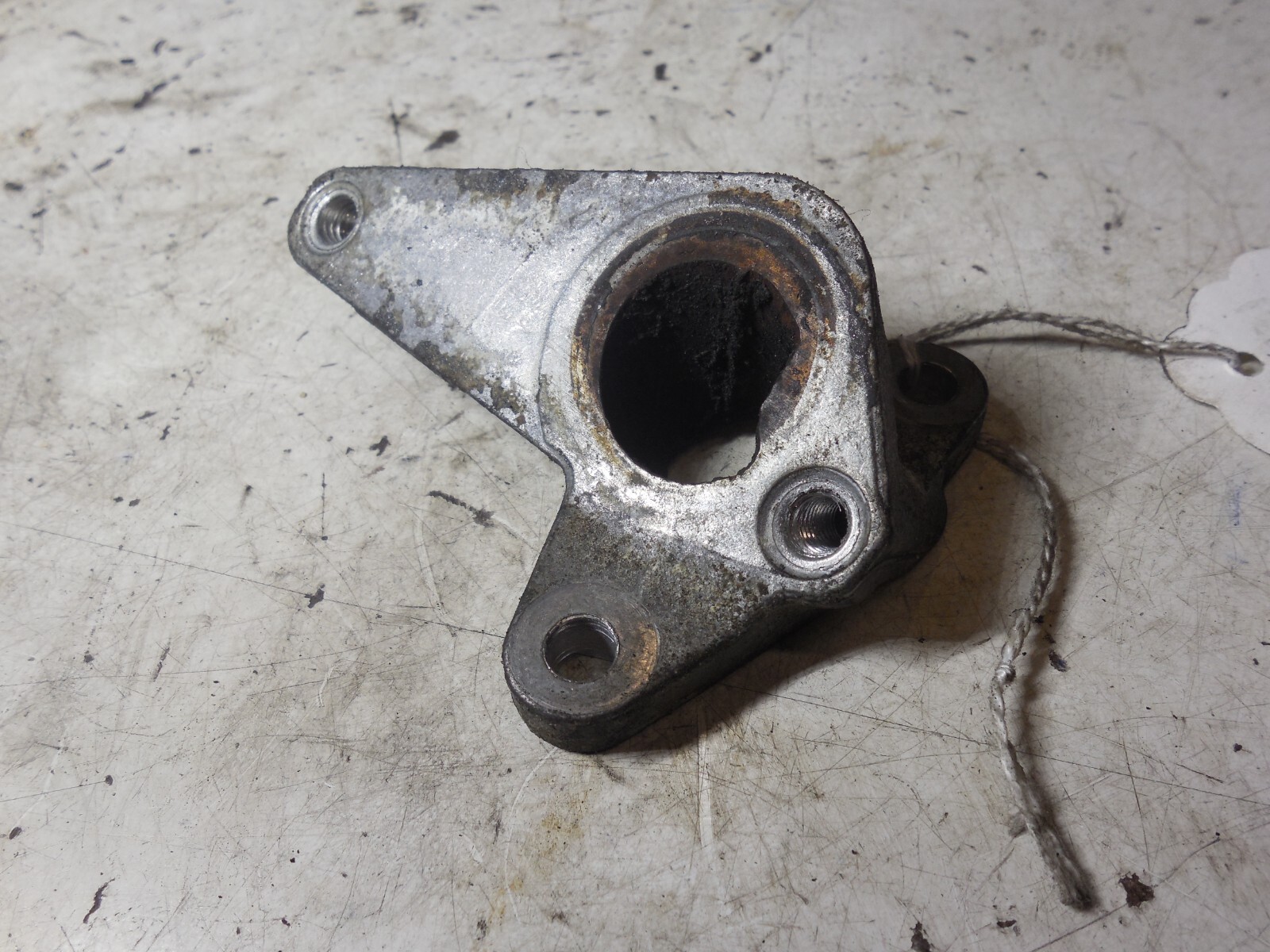 Mercedes-Benz A2721420115 Flange of the left engine catalyst purge ...