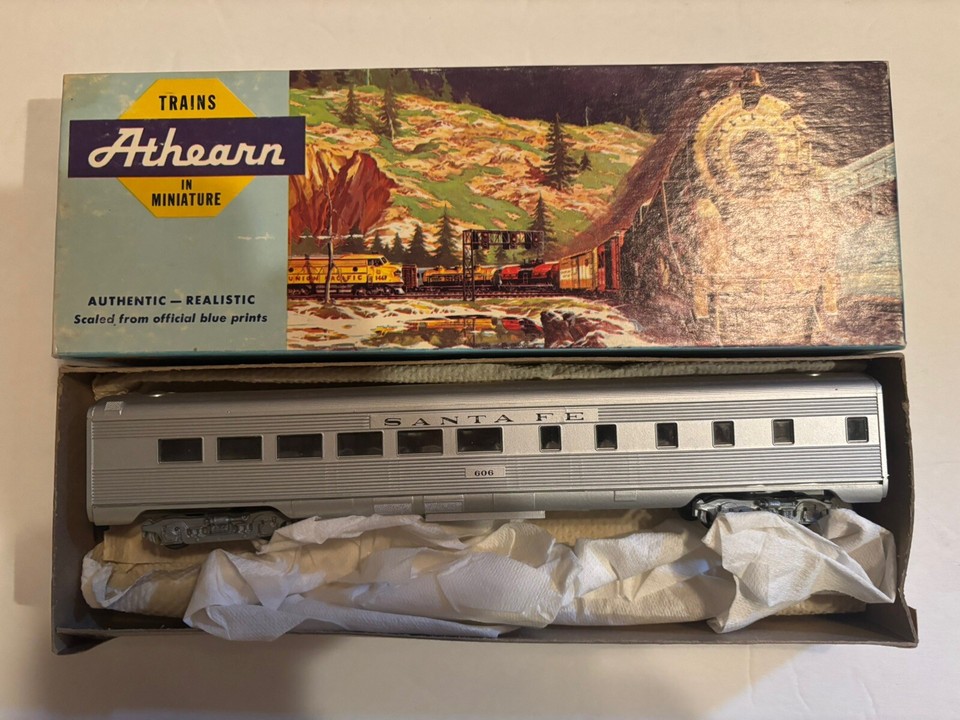 Athearn HO Scale Passenger Cars Sante Fe Baggage,Diner, Coach, Vista ...