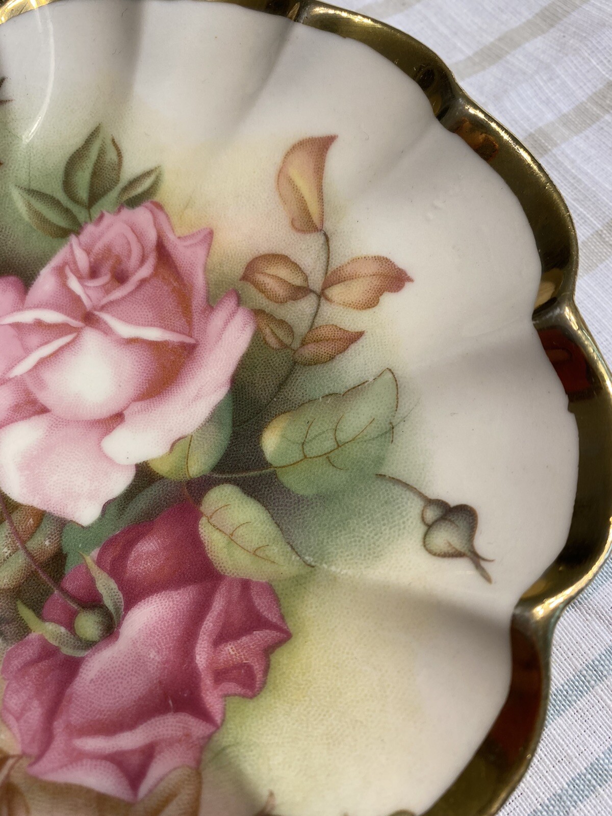 Tolpin Art Studios Vintage Floral Roses Gold Accent Nappy Trinket Candy ...