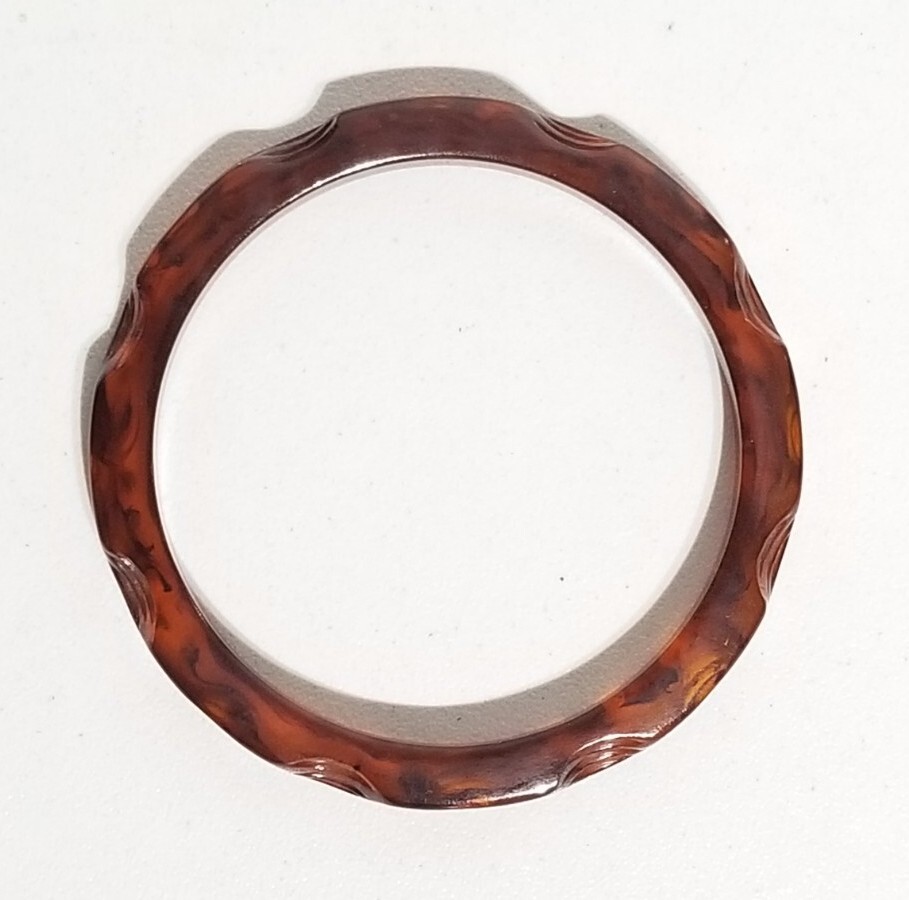 Vintage Tortoise / Root Beer Bakelite Carved Bangle B… - Gem