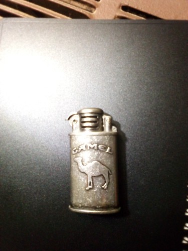 VINTAGE OLD CAMEL TRENCH Cigarette Lighter SILVER COLOR COLLECTIBLE | eBay