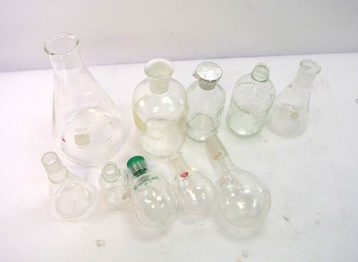 Lab Glassware - Pyrex Lab Glass - 8