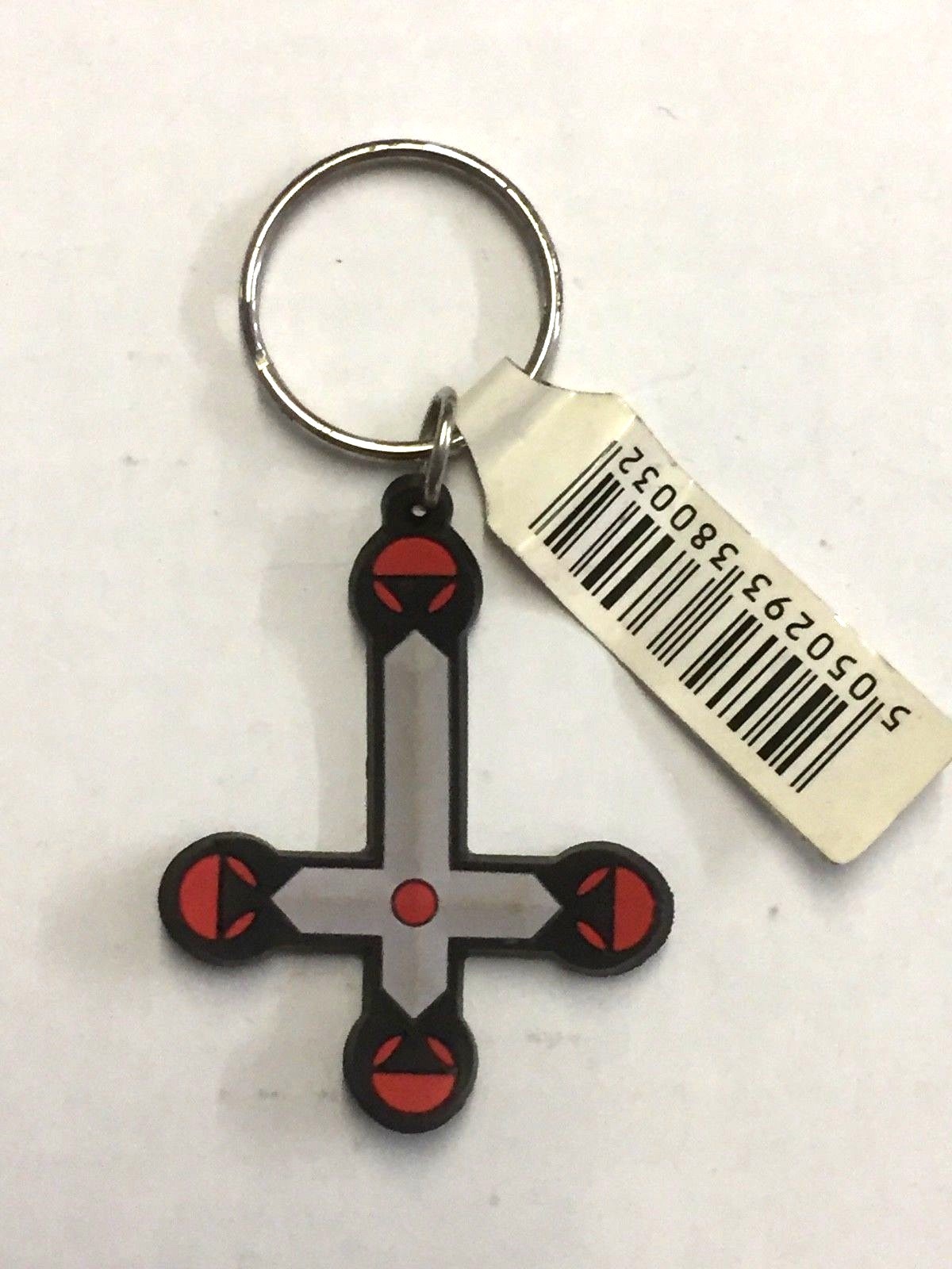 NEW KEYRING GOTHIC CROSS KEYCHAIN PYRAMID INTERNATIONAL | eBay UK