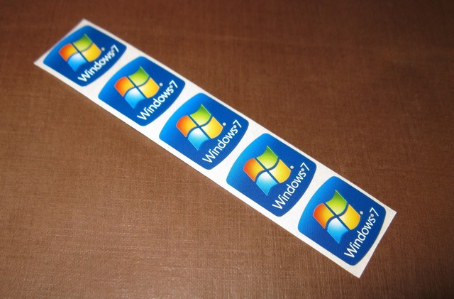 5 pcs of Microsoft Windows 7 18mm x 18mm Sticker Label Case Badge Logo ...
