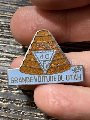 Grande Voiture UTAH Lapel Pin Vest Jacket Colorful Collectible EUC K322 ...