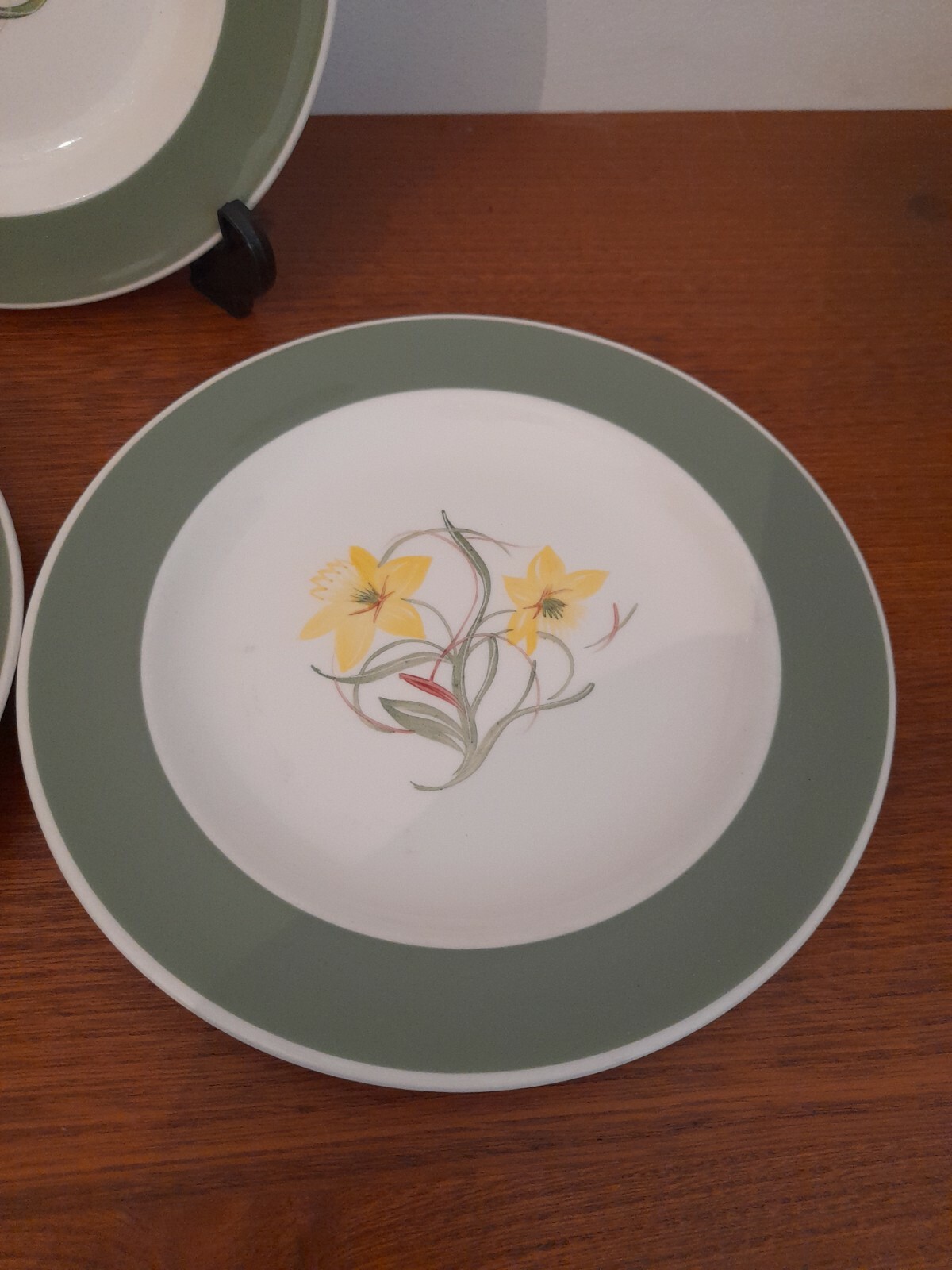 Susie Cooper hand painted daffodil side plates x 3 | eBay
