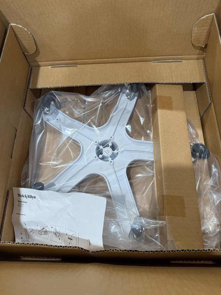 Welch Allyn GS-300 General Exam Light 901067 w/ Mobile Stand REF 44400 ...