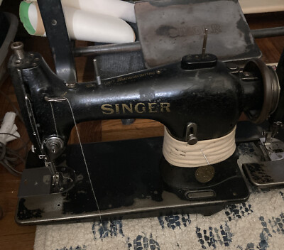 SINGER 95-1 ORIGINAL 1910 INDUSTRIAL SEWING MACHINE WORKING!! FREE ...