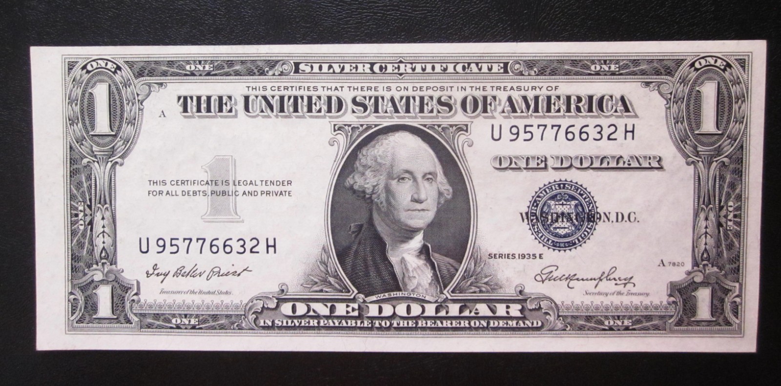 1935 E $1 SILVER CERTIFICATE ONE DOLLAR BANKNOTE OLD US NOTE U 95776632 ...