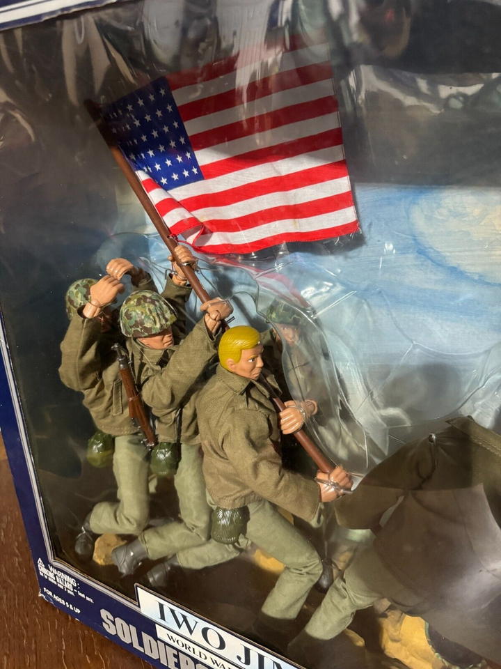 Vintage & Rare - Soldiers of the World 1/6 Scale 12" WWII US Army Iwo ...