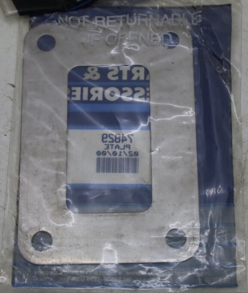 # 74829 NEW Genuine OEM Mercury Mercruiser Quicksilver Exhaust Block ...